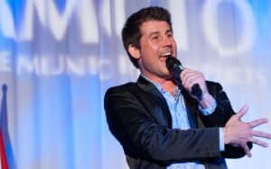 Meet the Pontiacs Dinner with Hypnotist Wayne Lee and Comedian Gary ...